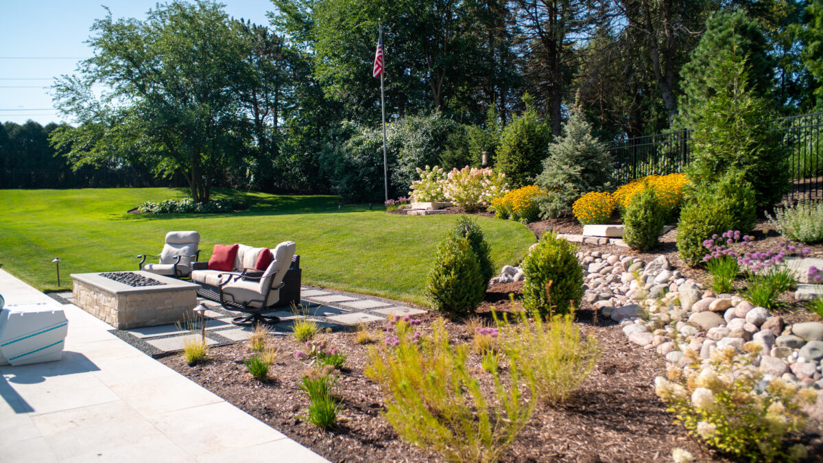 Backyard Bliss - Landscape Illinois