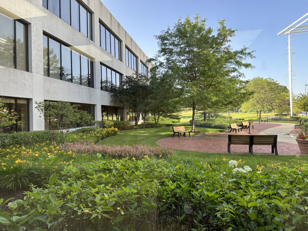 Rosalind Franklin University - Landscape Illinois